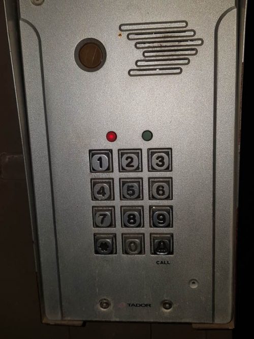 תיקון אינטרקום | טכנאי מערכות אינטרקום – אלרון שערים